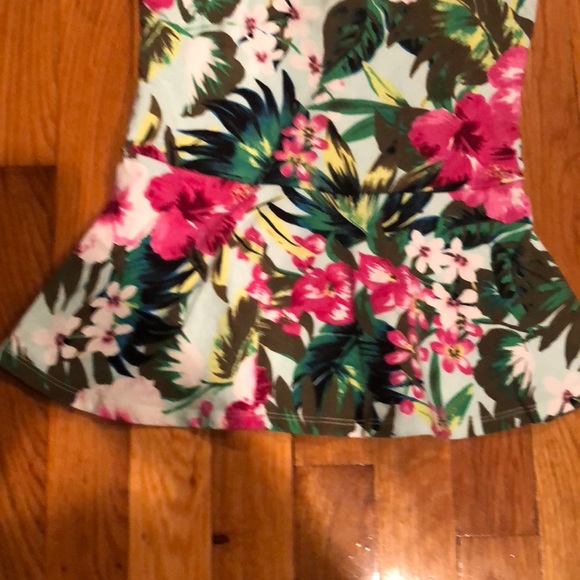 Express | Tops | Pendulum Top | Poshmark